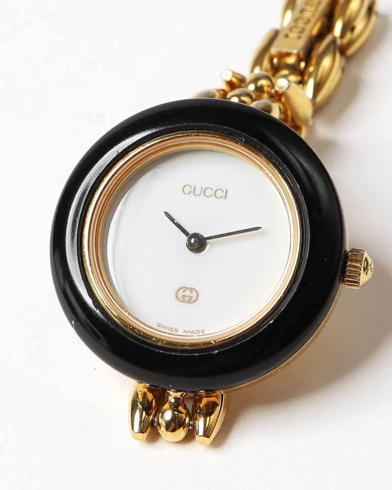 Vintage GUCCI Change Bezel 26mm Ref 1100 L Klocka - A Retro Tale