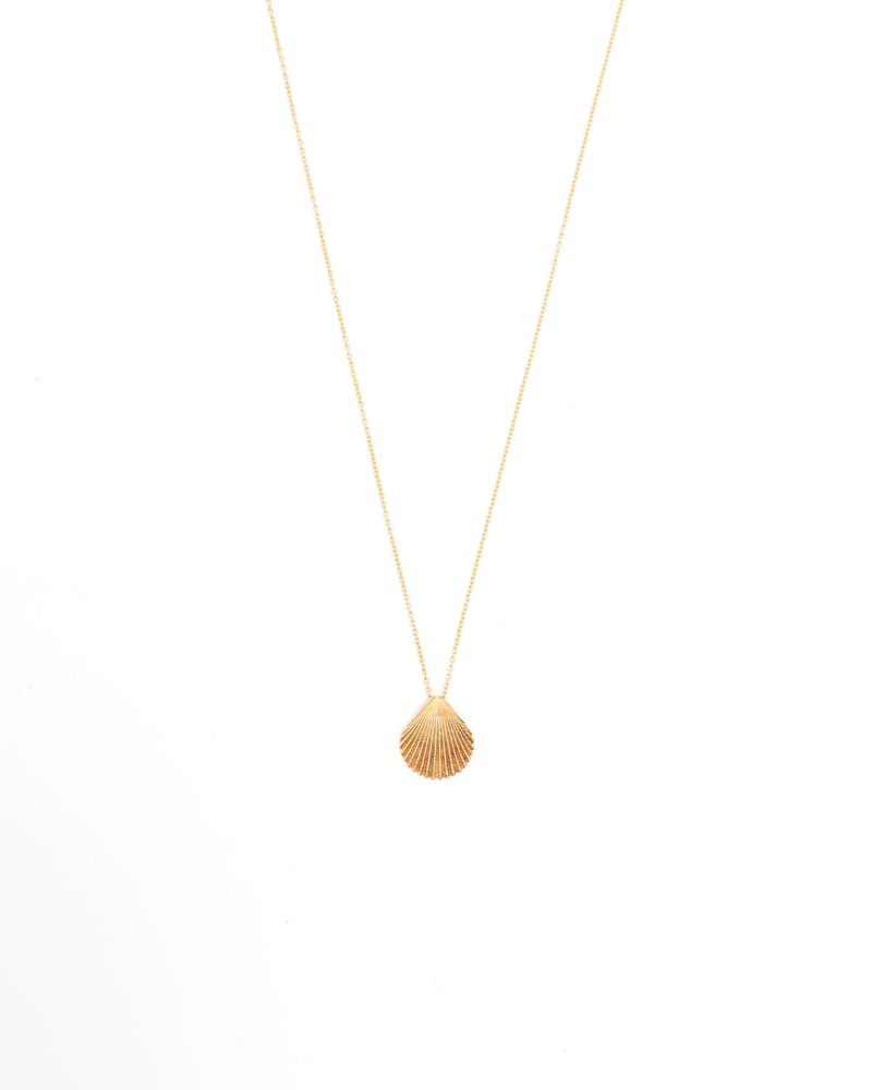 Vintage Tiffany & Co Shells Necklace 18kt Yellow Gold - A Retro Tale
