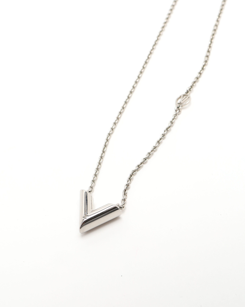Vintage Louis Vuitton Essential V Necklace Silver - A Retro Tale