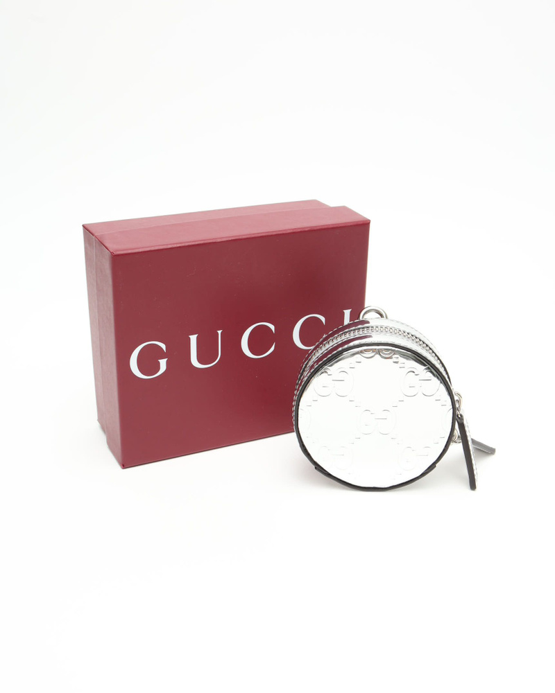 Vintage Gucci GG Patent Leather Coin Purse - A Retro Tale