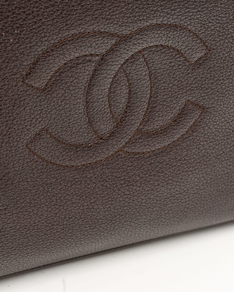 Vintage Chanel CC Handbag - A Retro Tale