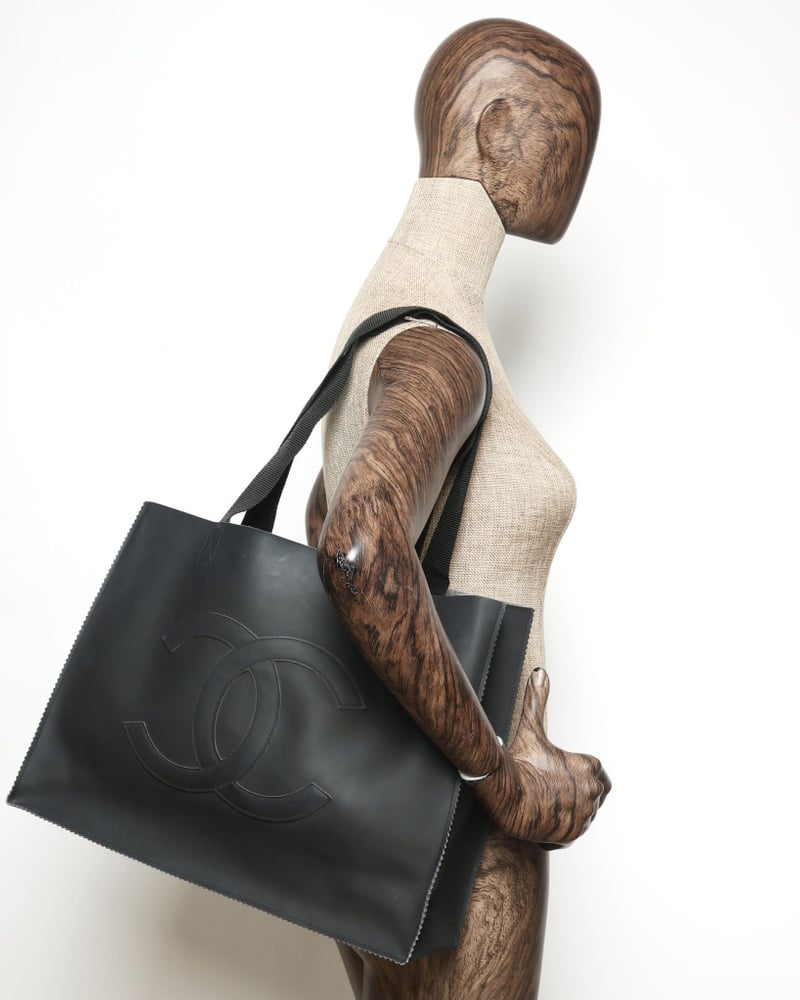 Vintage Chanel CC Rubber Tote Bag - 2250005532329