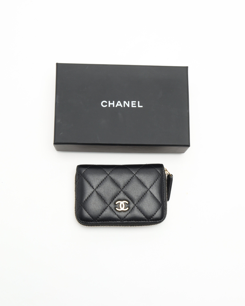 Vintage Chanel Zip Around Card Holder - A4029697