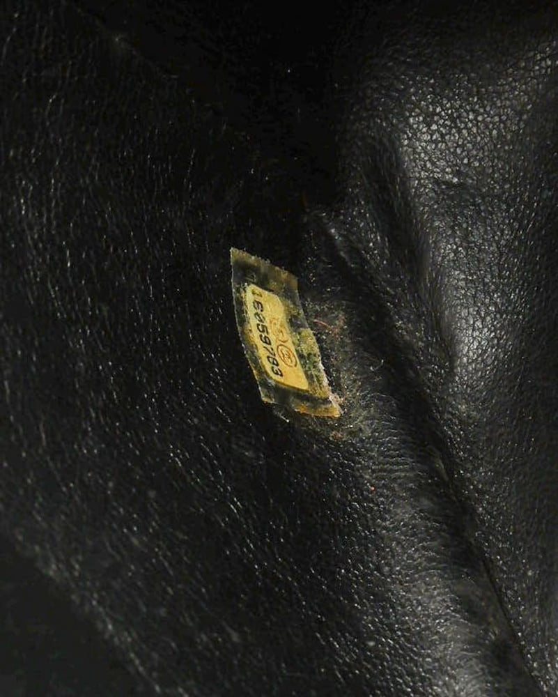 Vintage Chanel Classic Patent Jumbo Single Flap Bag - 845-21404