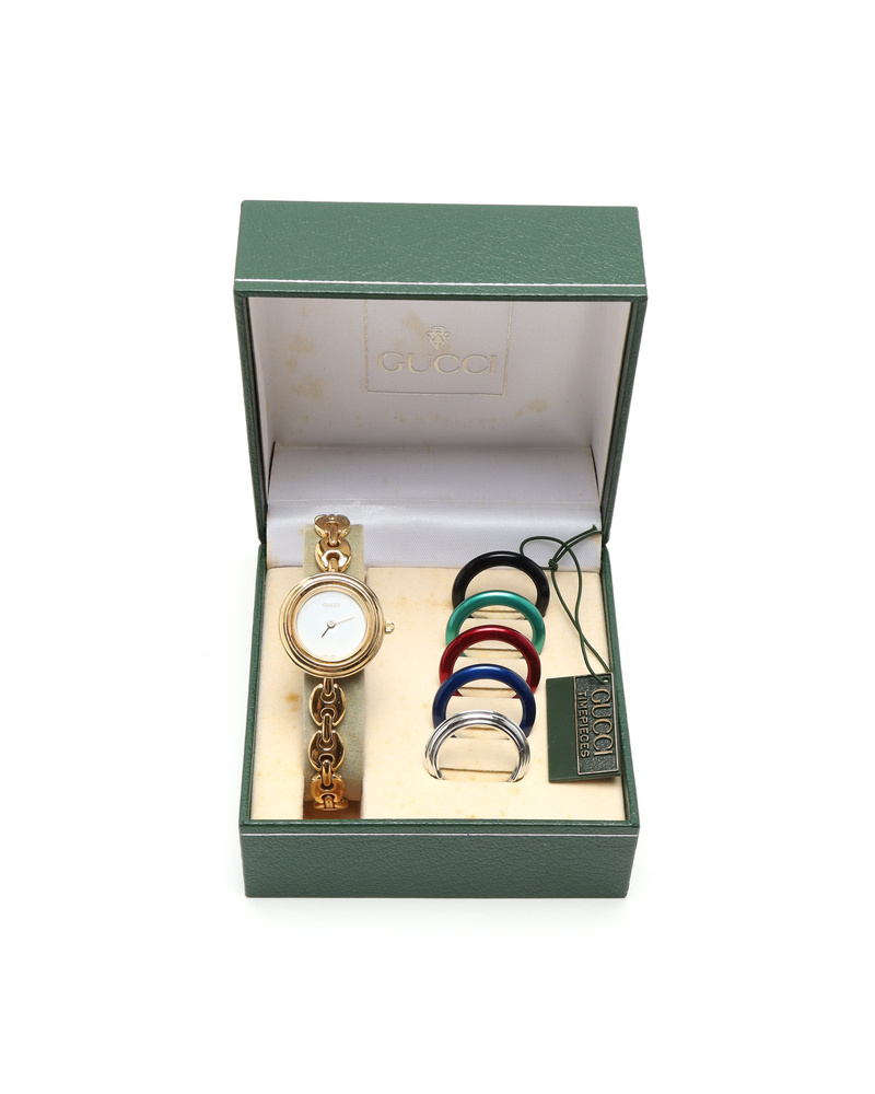 Vintage Gucci Change Bezel 26mm Full Set Klocka - A Retro Tale