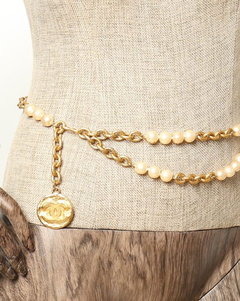 Vintage Chanel Coco Mark Pearl Chain Belt - K251210217329