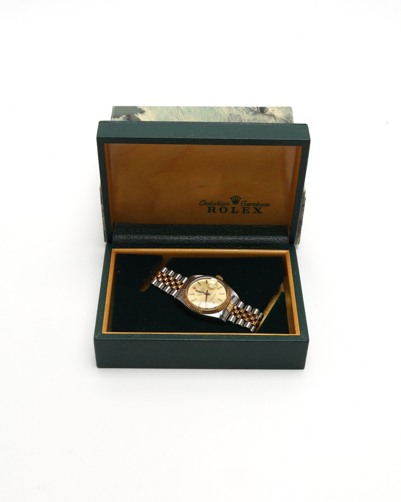 Vintage Rolex Datejust 36mm 1986 Ref. 16013 Full Set Watch - A Retro Tale