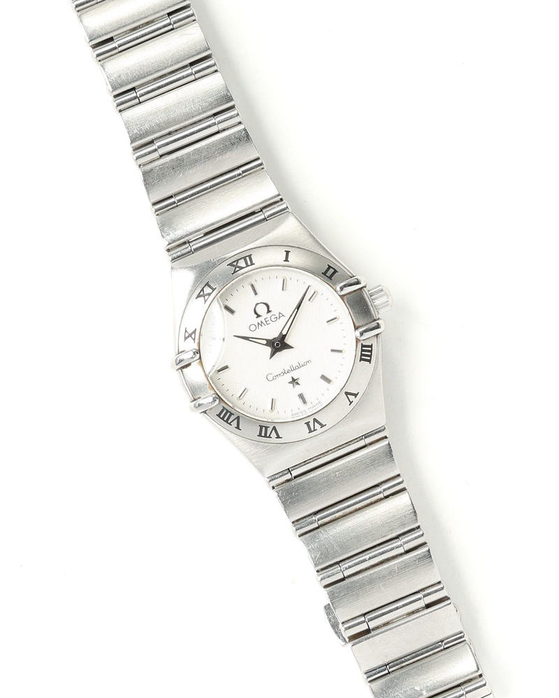 Vintage Omega Constellation 22mm Quartz Watch - A Retro Tale