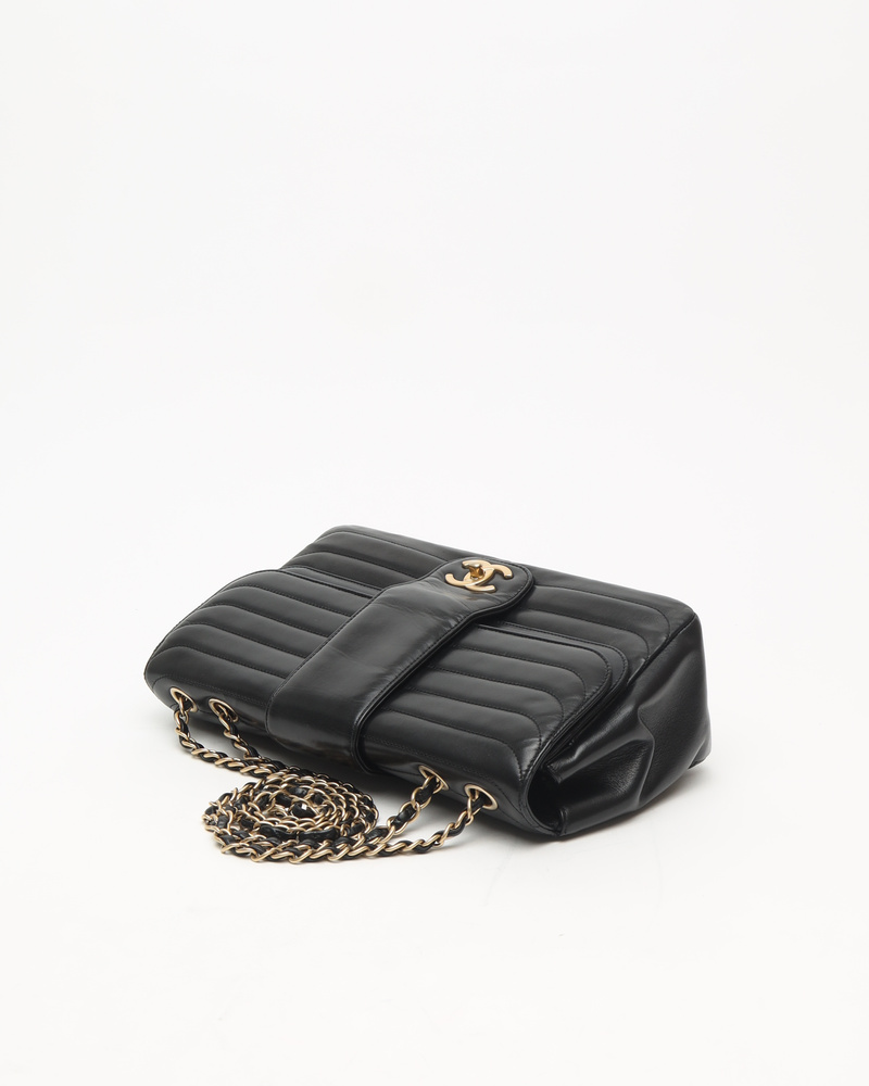 Vintage CHANEL Classic Horizontal Double Chain Flap Bag - A Retro Tale