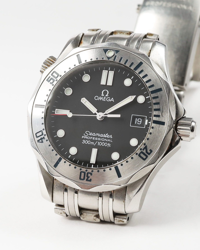 Vintage Omega Seamaster 300M 36mm Ref 196.1525 Watch - A Retro Tale