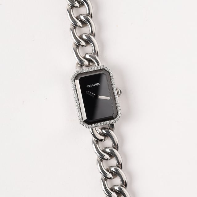 Vintage CHANEL Premiere Chain Diamonds Klocka - A Retro Tale